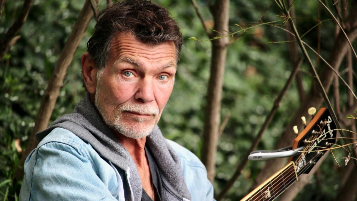 Singer-Songwriter Ray Henderson Unveils Debut Album, Broke Down in Bala ...